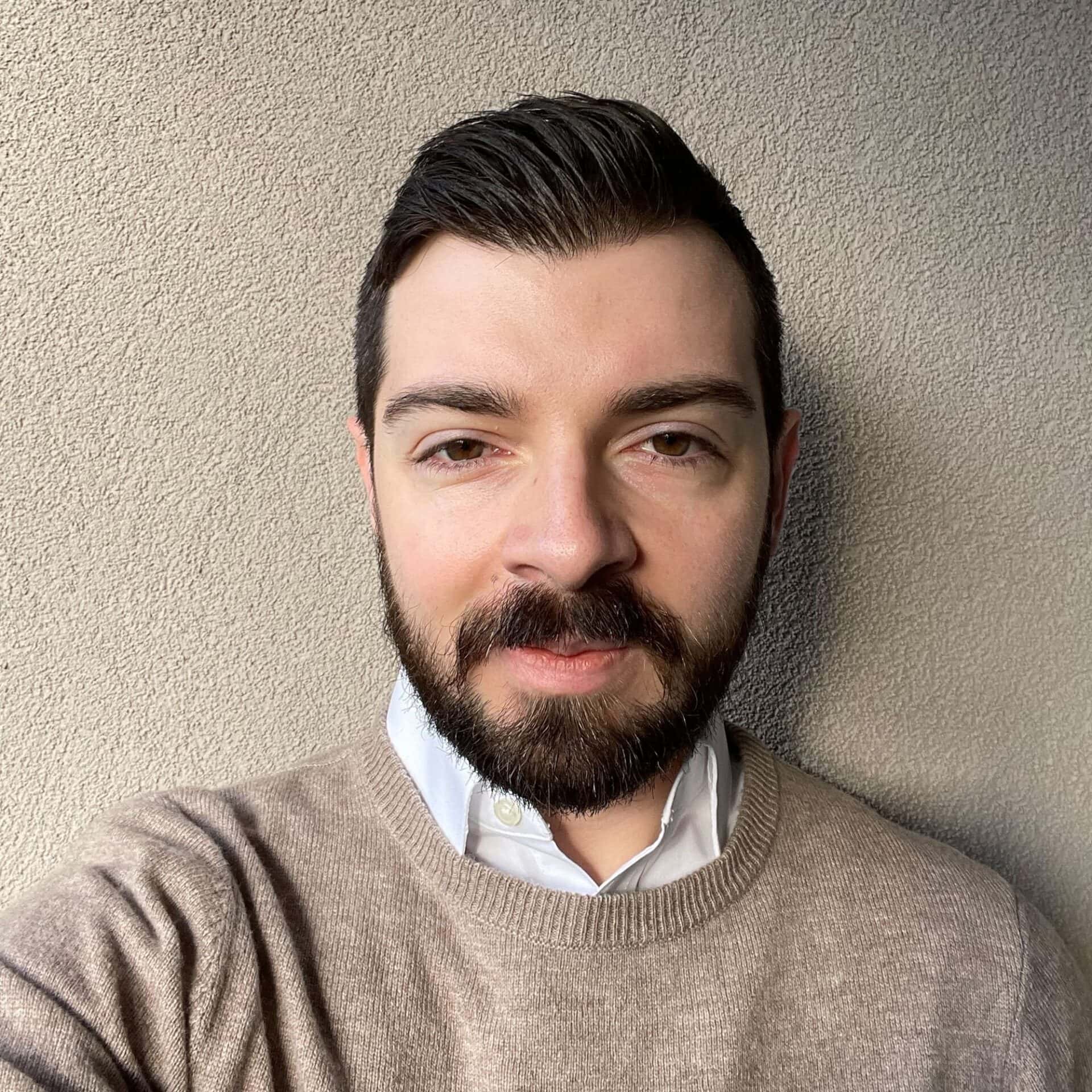 Top 14 Competitor Analysis Tools for 2025